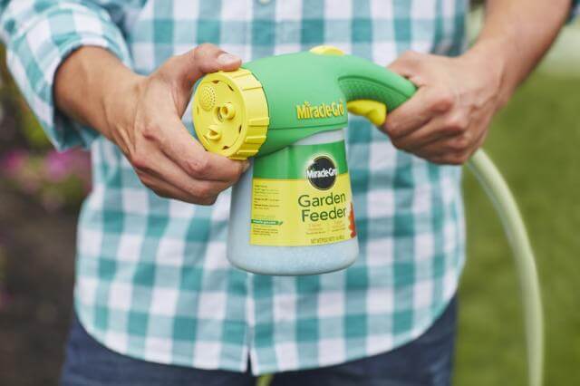 Miracle-Gro® Garden Feeder - Pomona Park, FL - Hill's Hardware Lumber ...